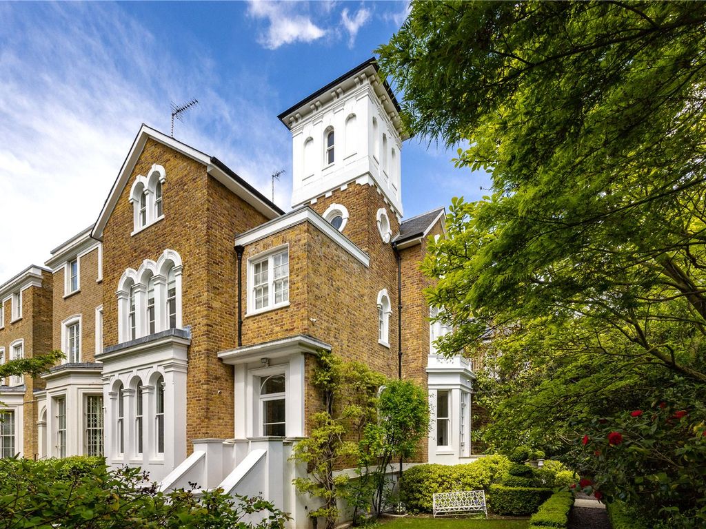5 bed detached house to rent in Gilston Road, Chelsea SW10, £69,333 pcm ...