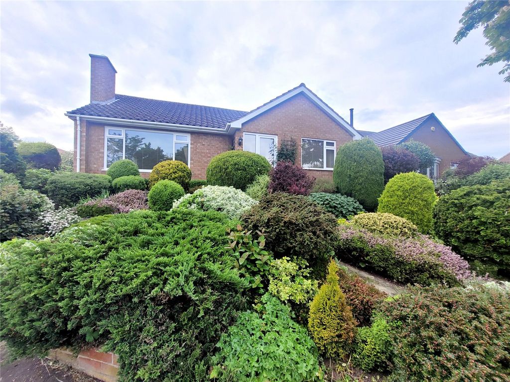 2 bed bungalow for sale in Belbrough Lane, Hutton Rudby, Yarm, North ...