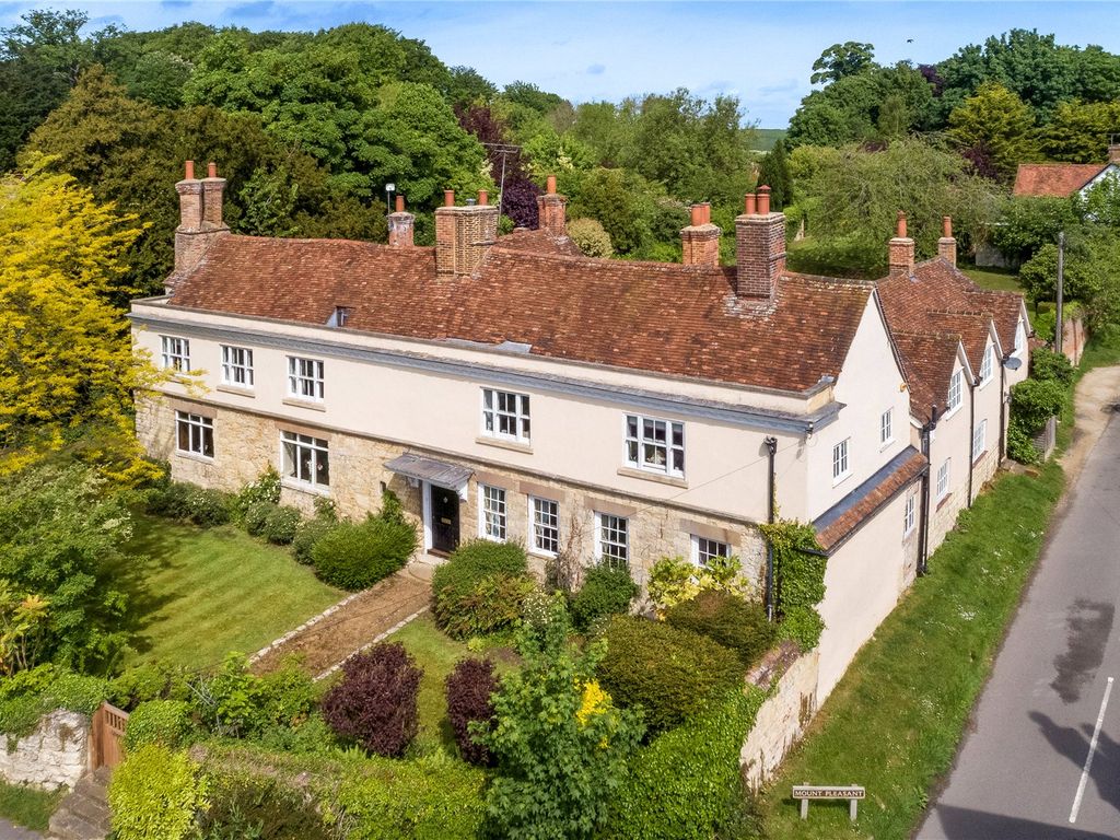 6 bed detached house for sale in Oving Road, Whitchurch, Aylesbury HP22 ...