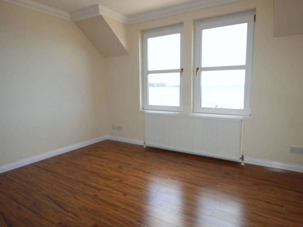 2 bed flat for sale in Union Road, Macduff AB44, £135,000 - Zoopla