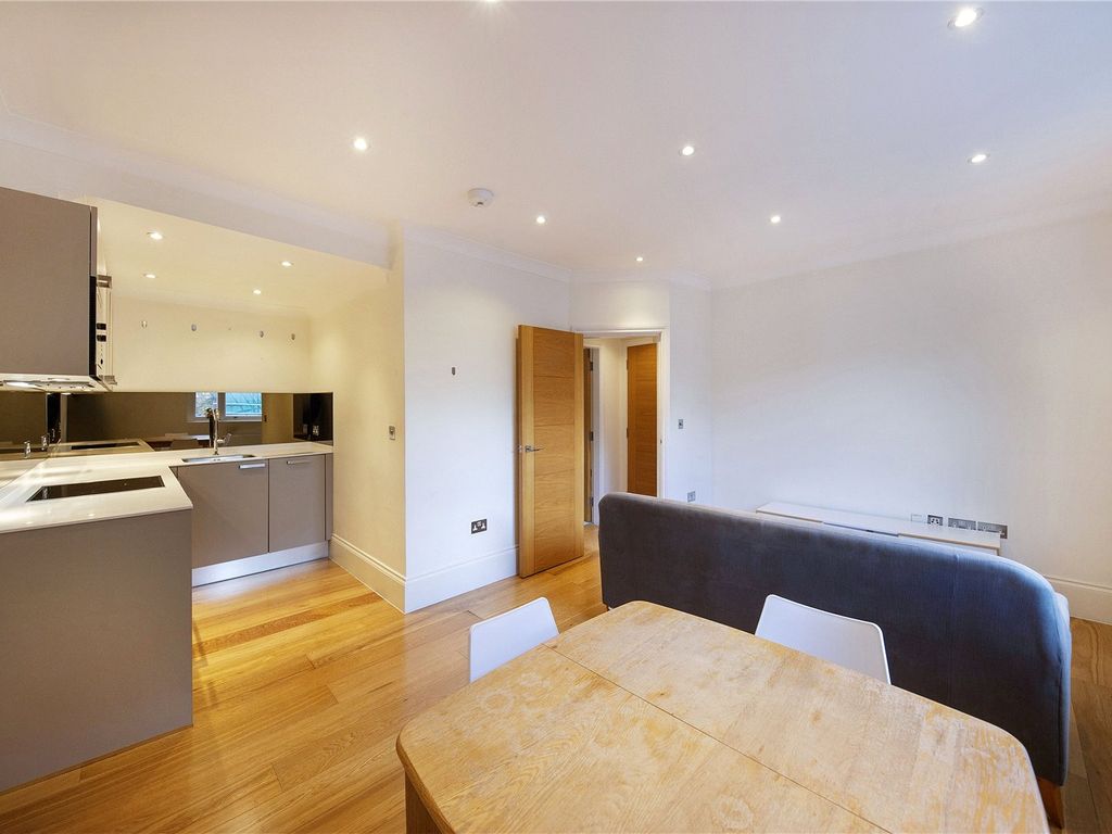 1 bed flat for sale in Rupert Street, London W1D, £600,000 - Zoopla