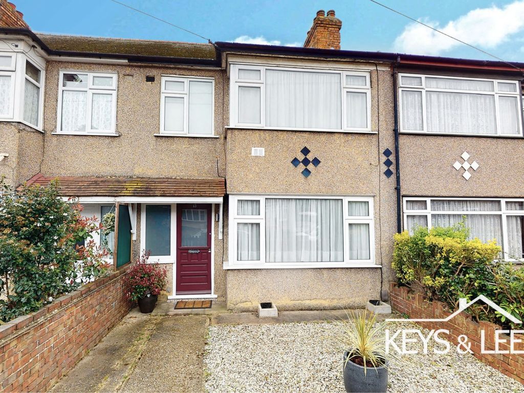 3 bed terraced house for sale in Hulse Avenue, Romford RM7 - Zoopla