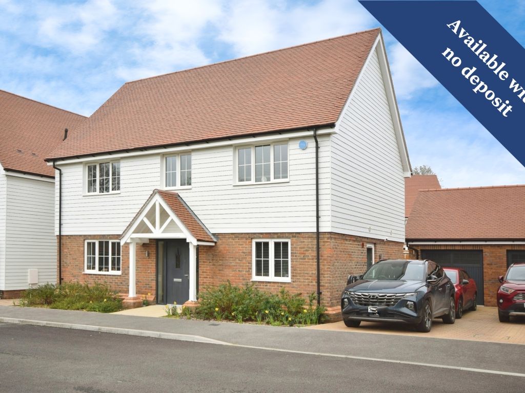 4 bed detached house to rent in Mortain Road, Felbridge RH19, £2,800 ...