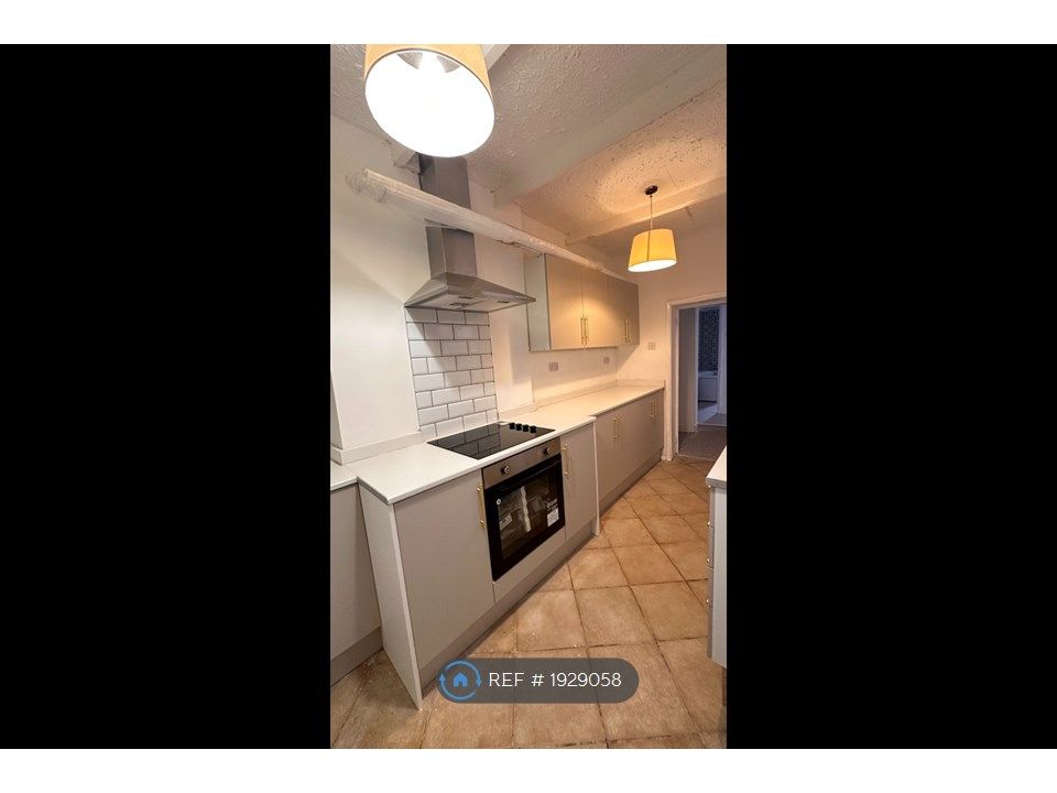 3 bed semi-detached house to rent in Delce Road, Rochester ME1, £1,400 ...