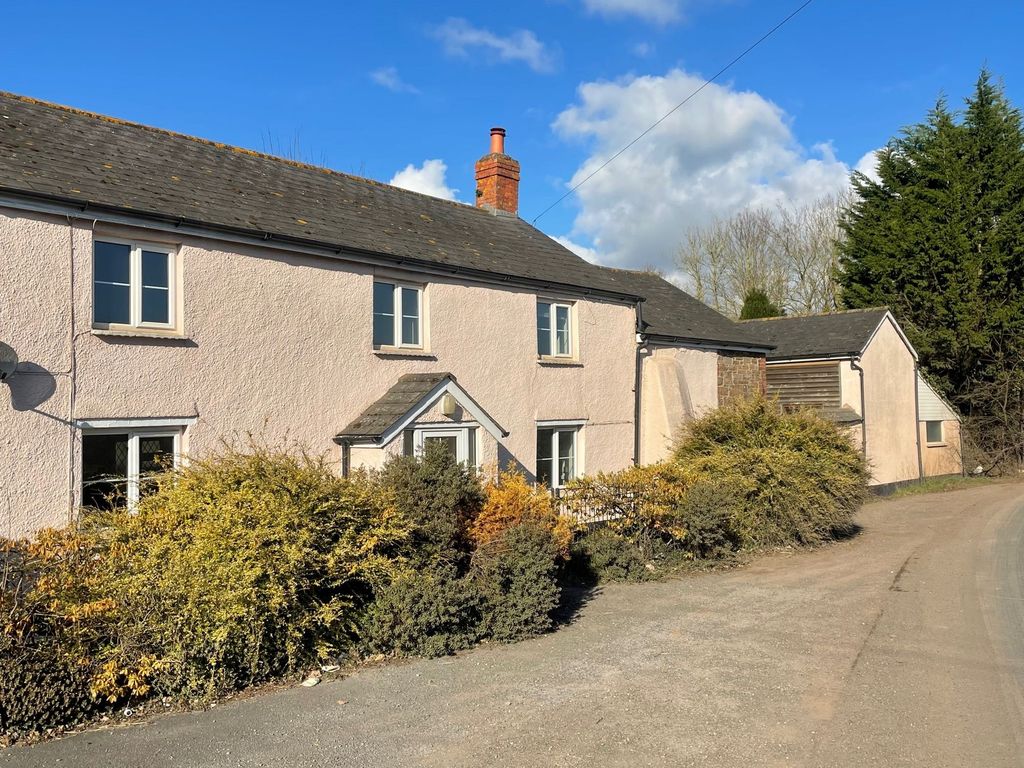 3 bed cottage for sale in Chilton Gate, Tiverton EX16 - Zoopla