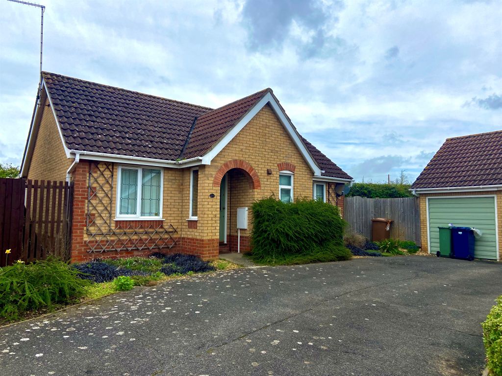 2 Bed Detached Bungalow For Sale In Malt Drive South Brink Wisbech
