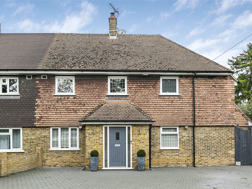 4 bed semi-detached house for sale in The Ridgeway, Botany Bay, Enfield ...
