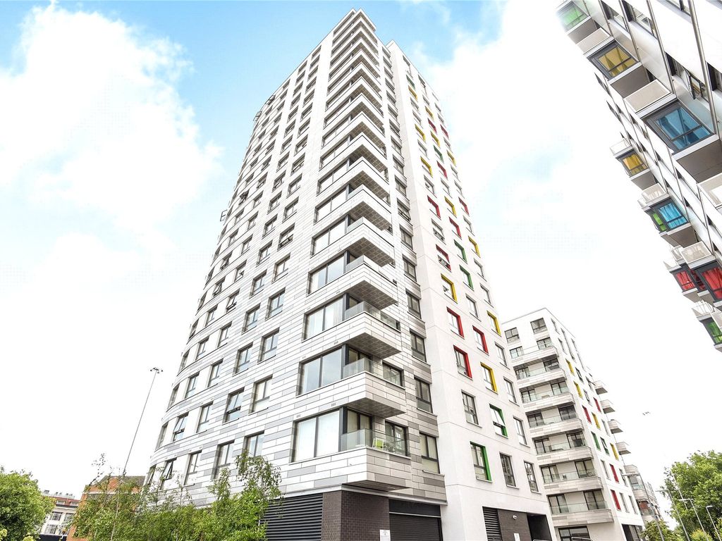 1 bed flat for sale in Hewitt, 40 Alfred Street, Reading, Berkshire RG1 ...