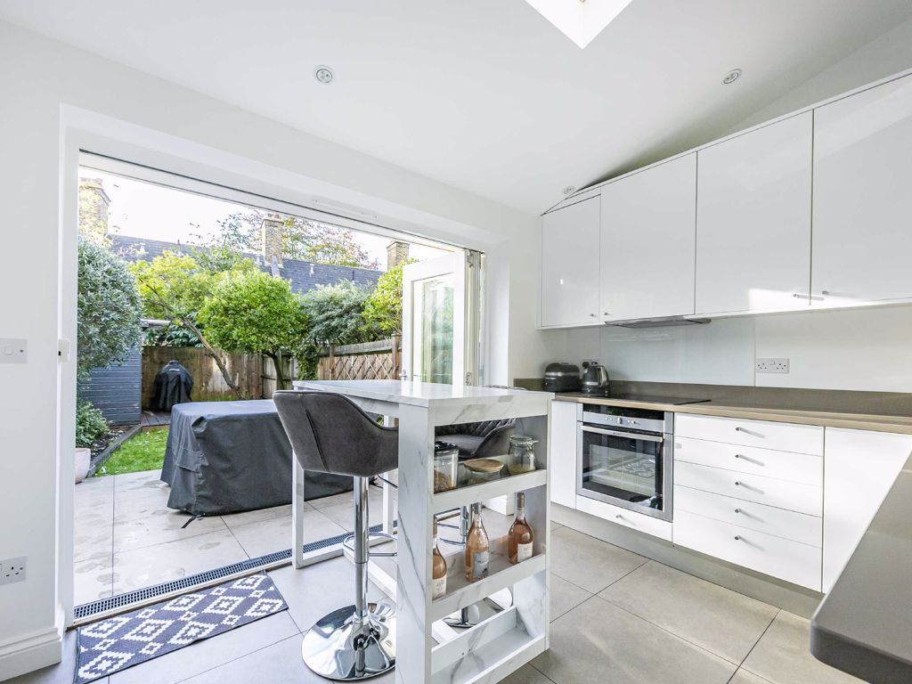 3 bed terraced house for sale in Lessingham Avenue, London SW17 - Zoopla