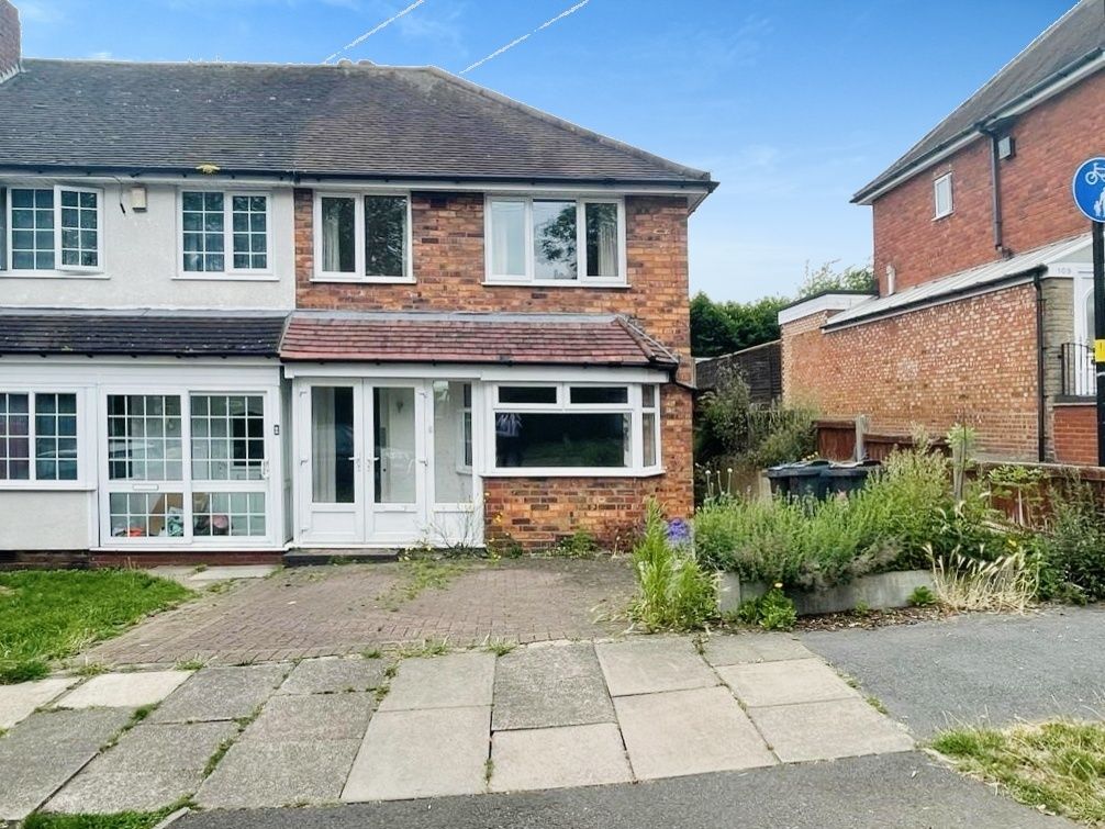 3 Bed End Terrace House For Sale In Rowdale Road Great Barr