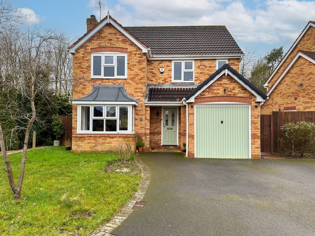 4 Bed Detached House For Sale In Arundel Close Mountsorrel Le12 £