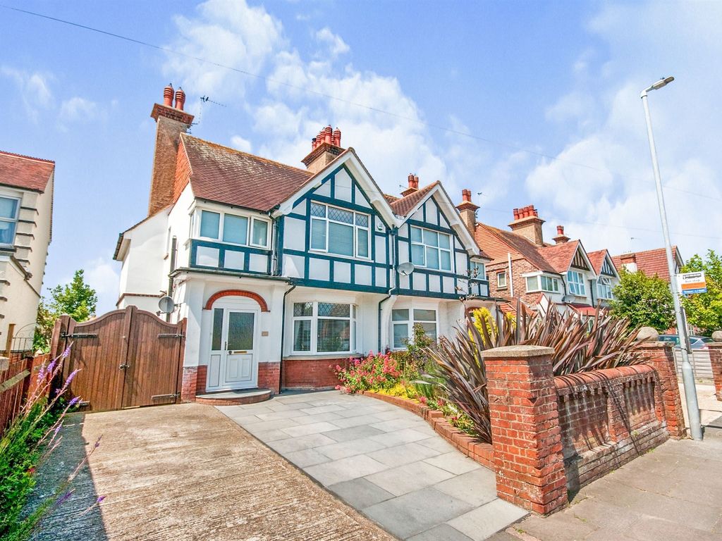 3 Bed Semi Detached House For Sale In Brodrick Road Eastbourne Bn22