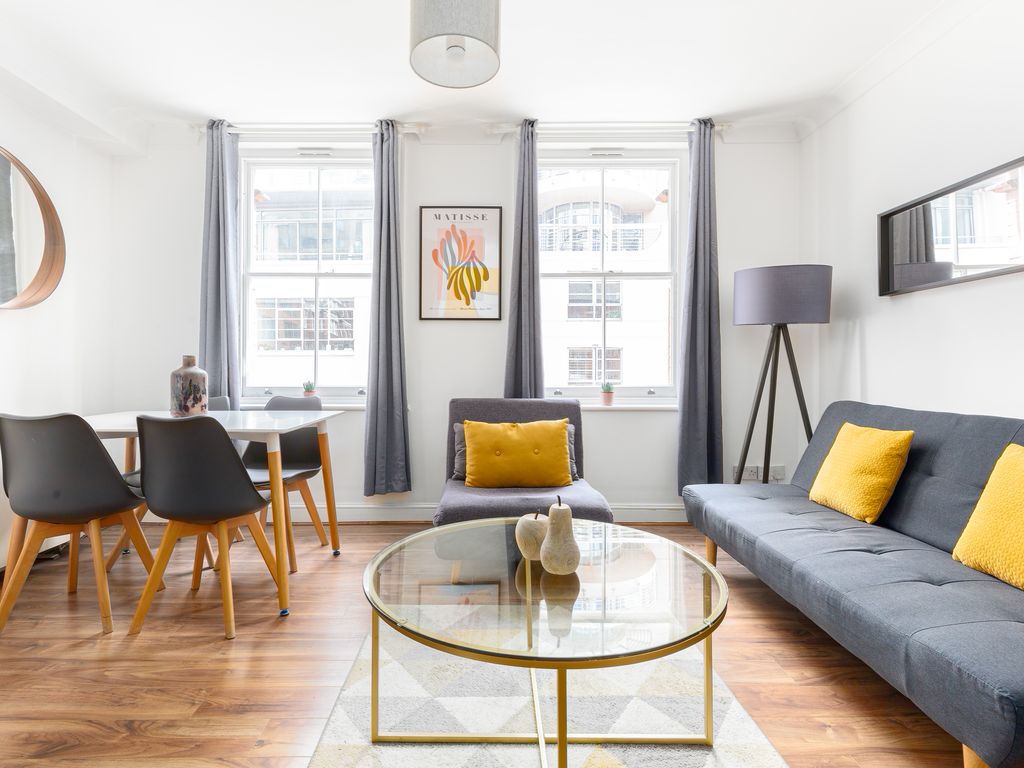 1 bed flat to rent in Tenter Ground, London E1, £2,200 pcm - Zoopla