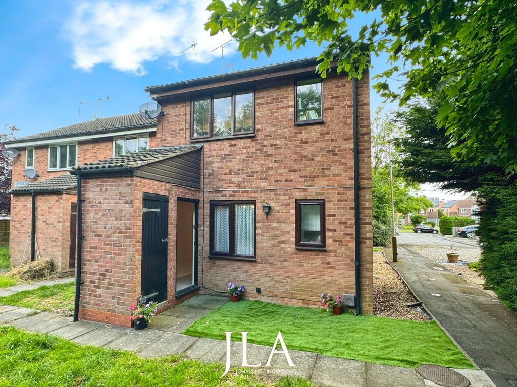 1 bed flat to rent in Warren Drive, Leicester LE4, £650 pcm - Zoopla