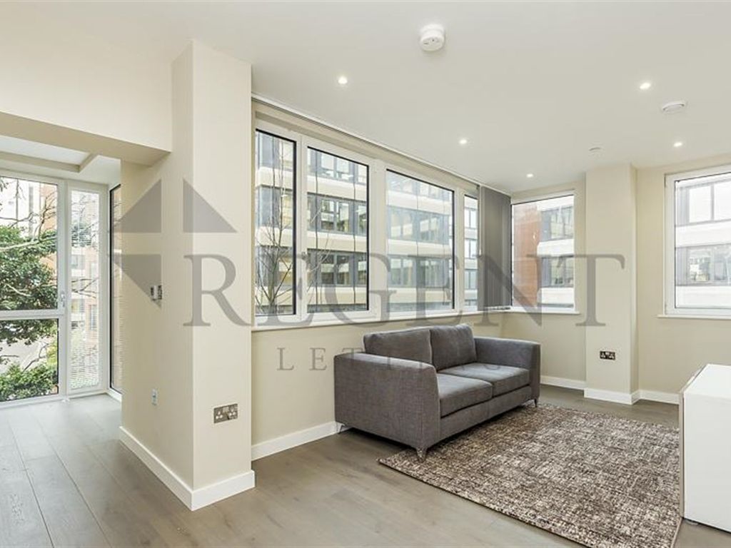 2 bed flat to rent in High Street, Bromley BR1 - Zoopla