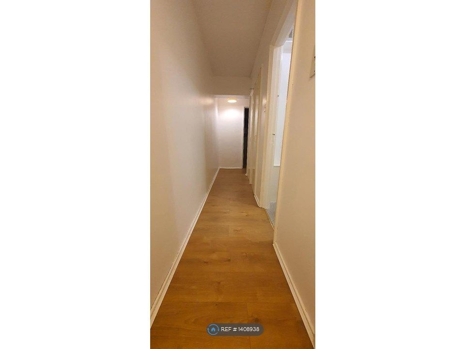 2 bed flat to rent in Gilcomstoun Land, Aberdeen AB10 - Zoopla