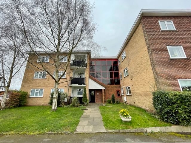 2 bed flat to rent in Station Road, Knowle, Solihull B93, £1,100 pcm ...