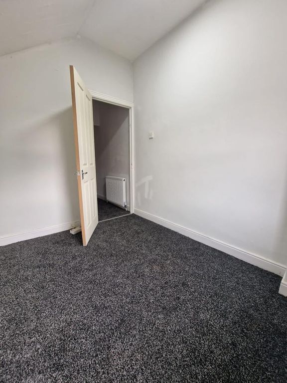 3 Bed Property For Sale In Howard Road Maltby Rotherham S66 £90 000