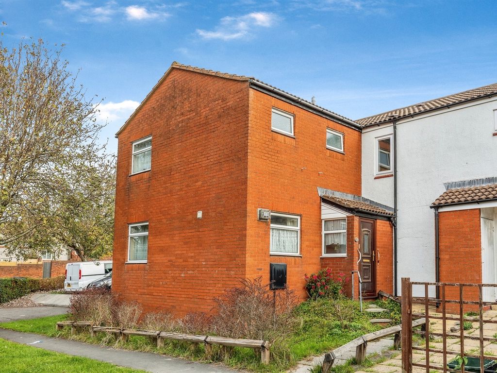2 Bed Semi Detached House For Sale In Greystoke Gardens Westbury On