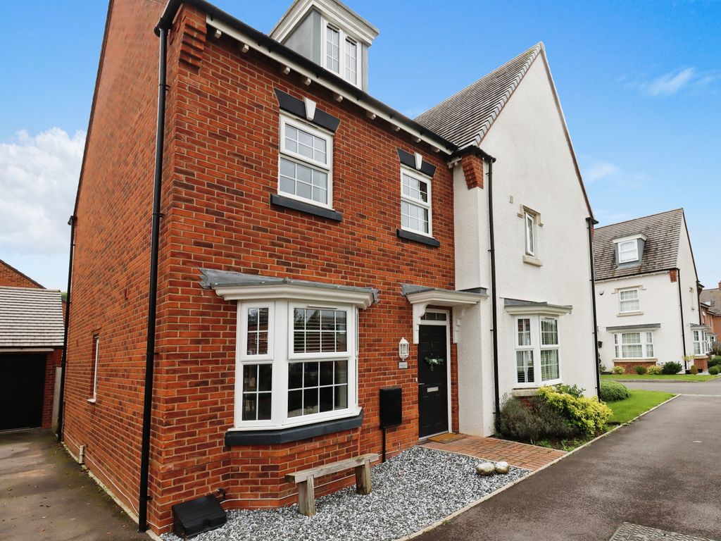 3 bed semi-detached house for sale in Gregory Close, Telford TF4, £ ...