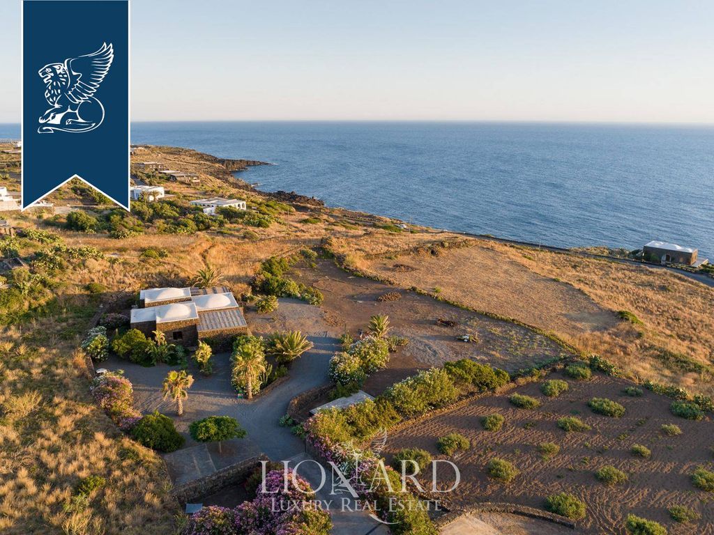 2 bed villa for sale in Pantelleria, Trapani, Sicilia, £1,710,710 - Zoopla