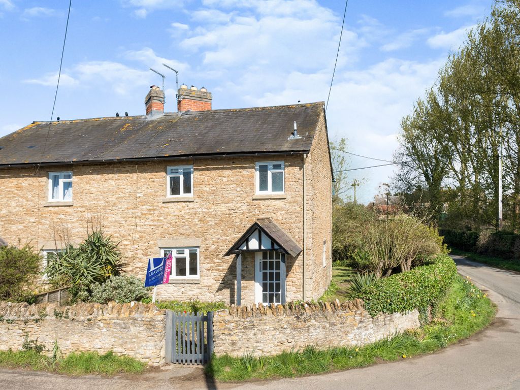 3 bed end terrace house to rent in Summerside, Buckland, Faringdon SN7 ...