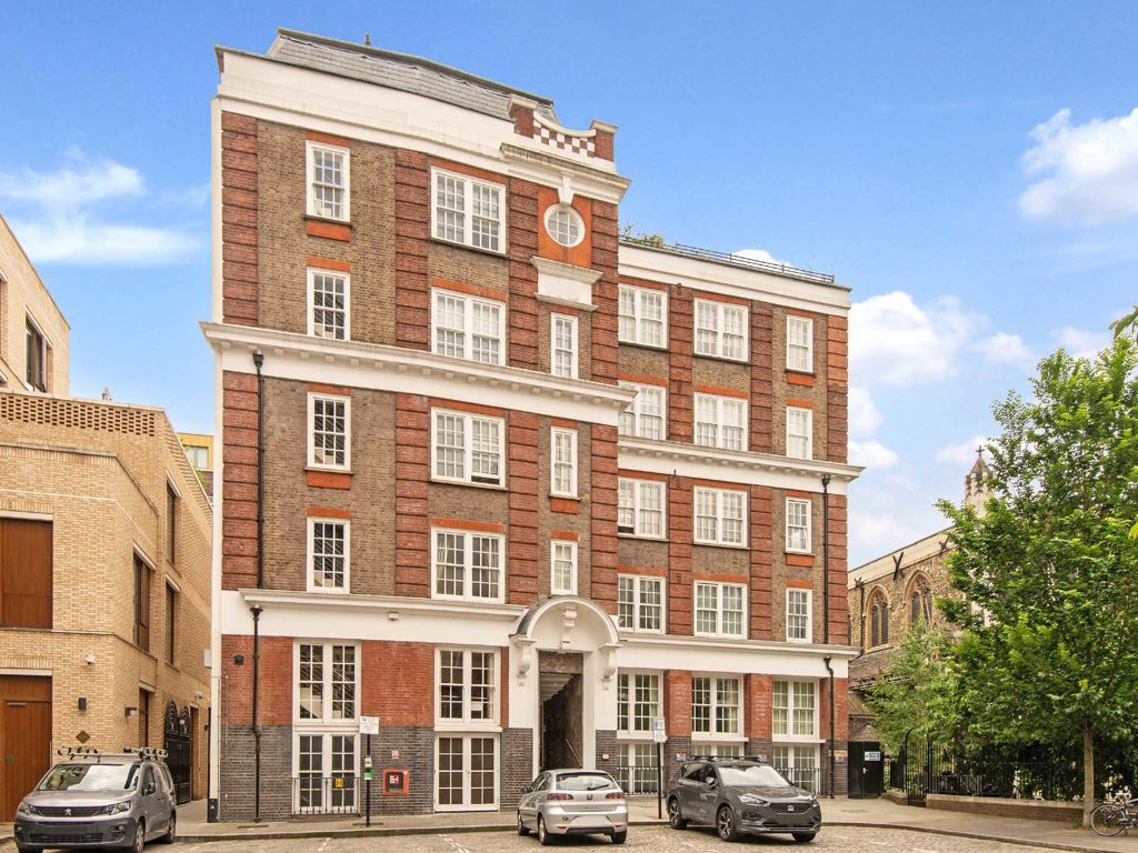 Studio for sale in Bartholomew Close, Bartholomew Close, City Of London ...