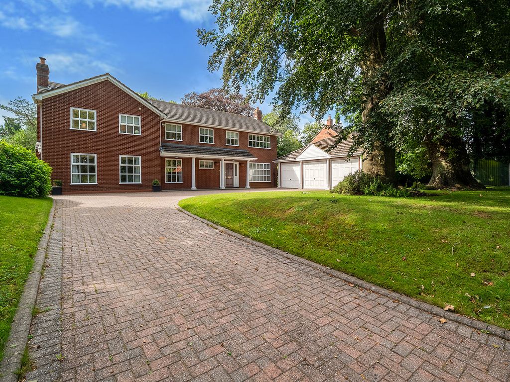 5 bed detached house for sale in Hall Lane Harbury, Warwickshire CV33 ...