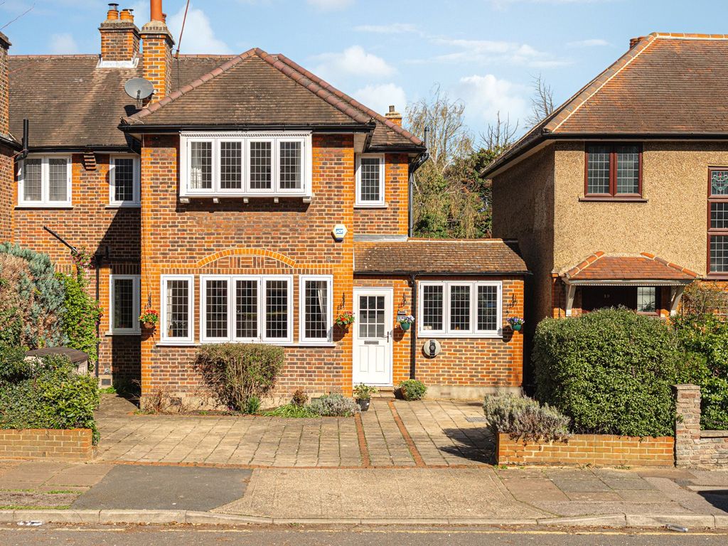 3 Bed Semi Detached House For Sale In Cranes Park Avenue Surbiton Kt5