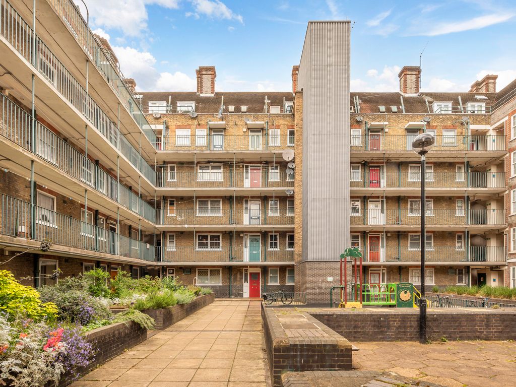 2 bed flat for sale in Cobden House, Arlington Road NW1, £495,000 - Zoopla