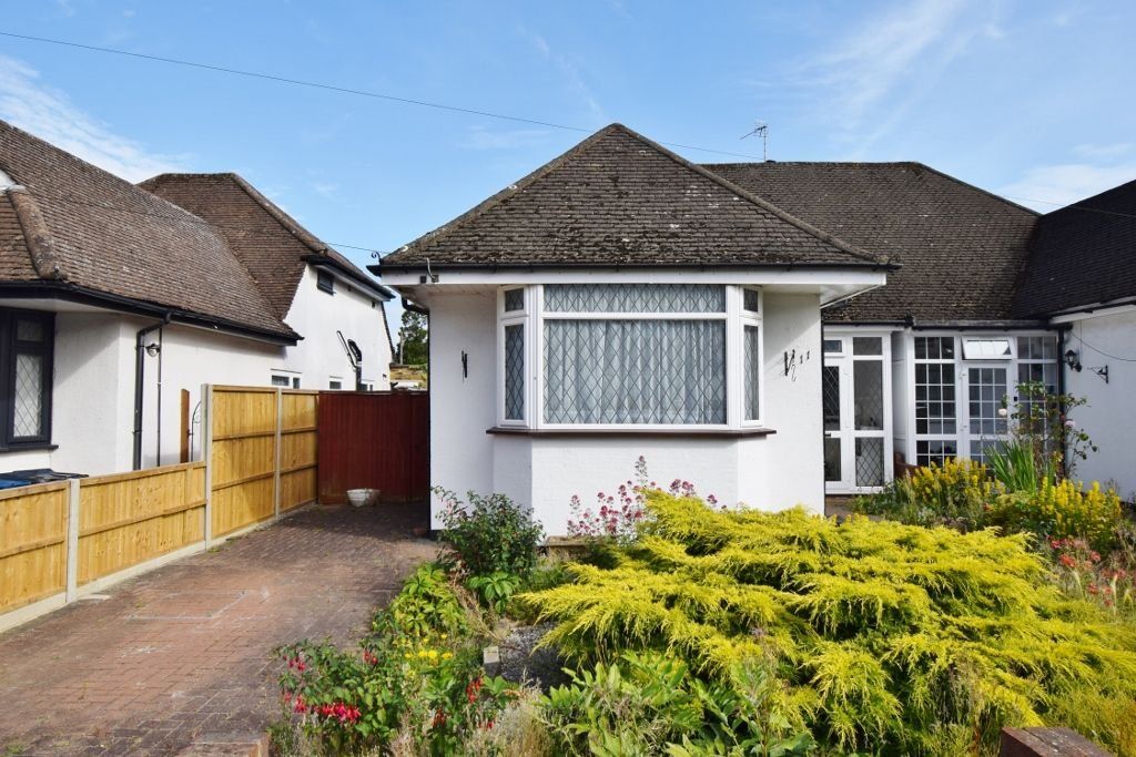 3 Bed Semi Detached Bungalow For Sale In Greystoke Avenue Pinner Ha5