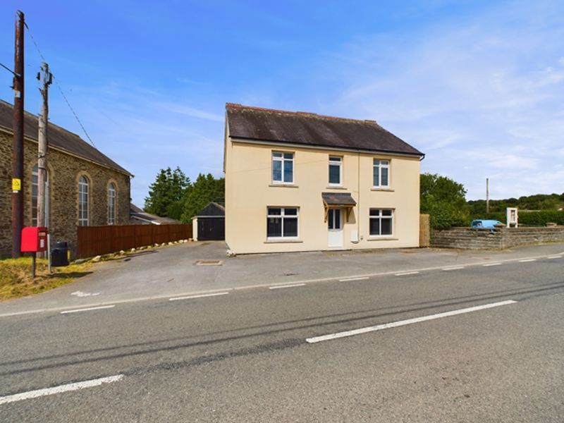 4 bed detached house for sale in Gwyddgrug, Pencader SA39, £310,000 ...