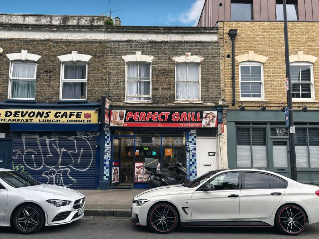 2 bed flat for sale in 115A Devons Road, Bow, London E3, £200,000 - Zoopla