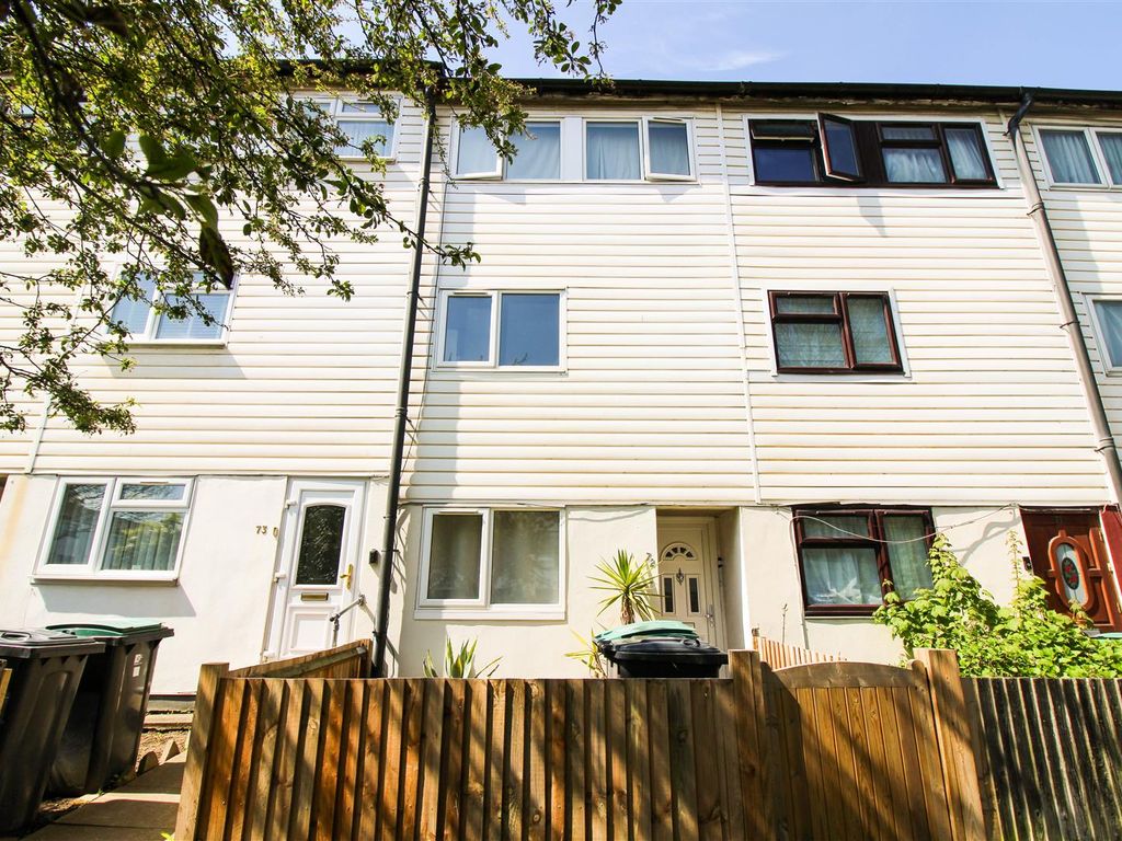 4 bed property for sale in Hamilton Close, London N17 - Zoopla