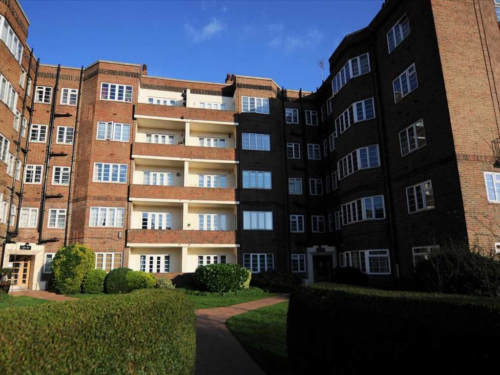 2 bed flat for sale in Chiswick Village, London W4 - Zoopla