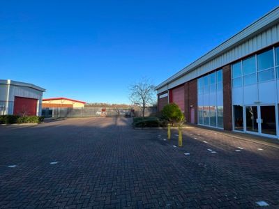 Light industrial to let in Signal House, Crown Way, Rushden ...