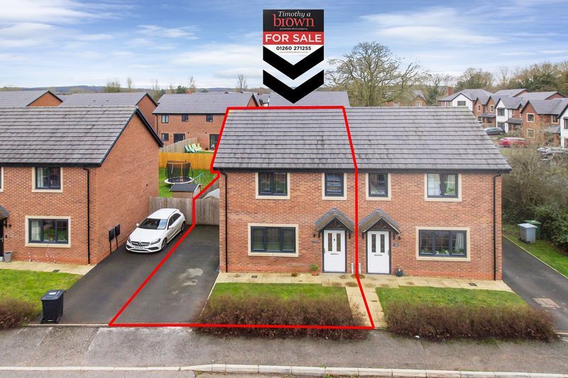 3 bed detached house for sale in Kestrel Close, Congleton CW12, £ ...