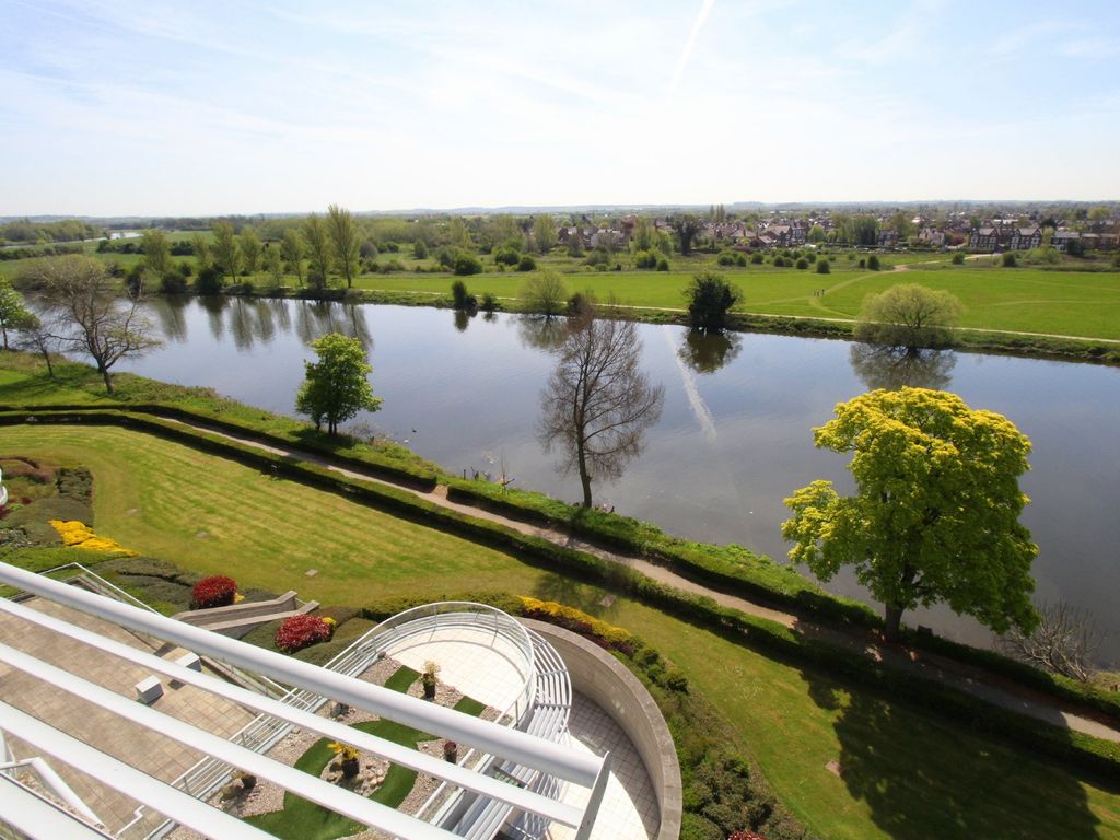 2 bed flat for sale in Waterside Way, Sneinton, Nottingham NG2, £ ...