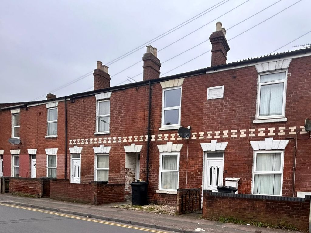 3 bed terraced house to rent in Tredworth Road, Tredworth, Gloucester ...