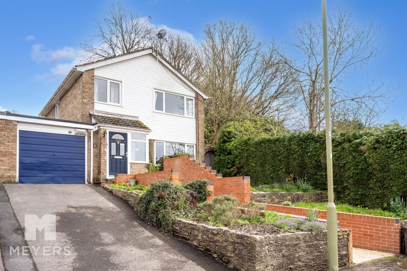 3 bed link detached house for sale in Lawrence Road, Poulner, Ringwood ...