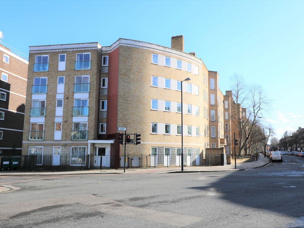 2 bed flat to rent in Liverpool Road, Holloway, Islington, North London ...