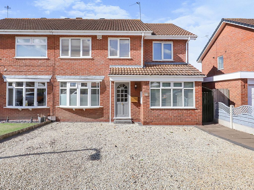4 Bed Semi Detached House For Sale In Sutherland Grove Perton