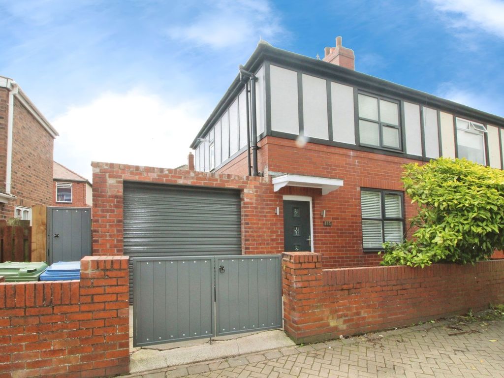 2 Bed Semi Detached House For Sale In Disraeli Street Blyth Ne24 £
