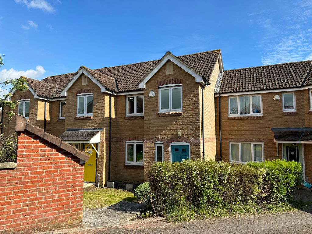 3 bed terraced house to rent in Beechfields, Taunton TA1 - Zoopla