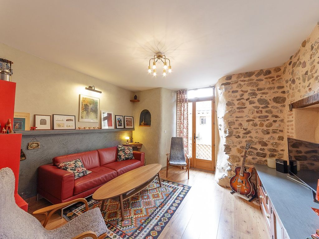 2 bed country house for sale in Fourques, 66300, France - Zoopla