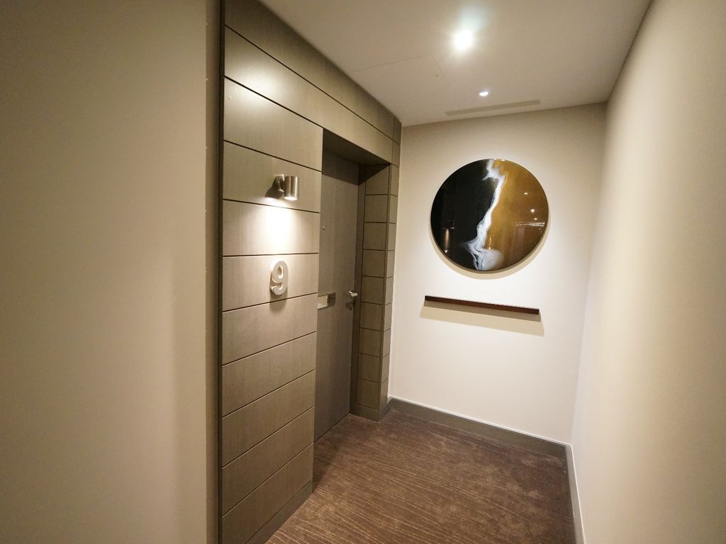 2 bed flat to rent in Lockgate Road, London SW6, £3,900 pcm - Zoopla