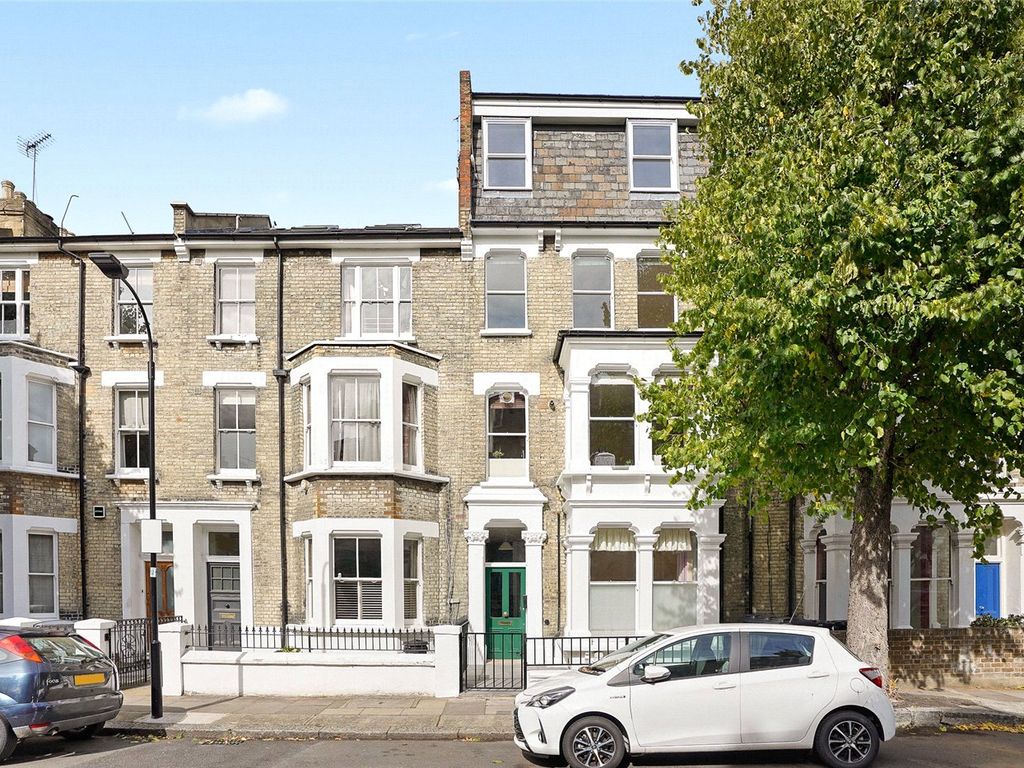 2 bed flat to rent in Westwick Gardens, Brook Green, London W14, £2,318 ...