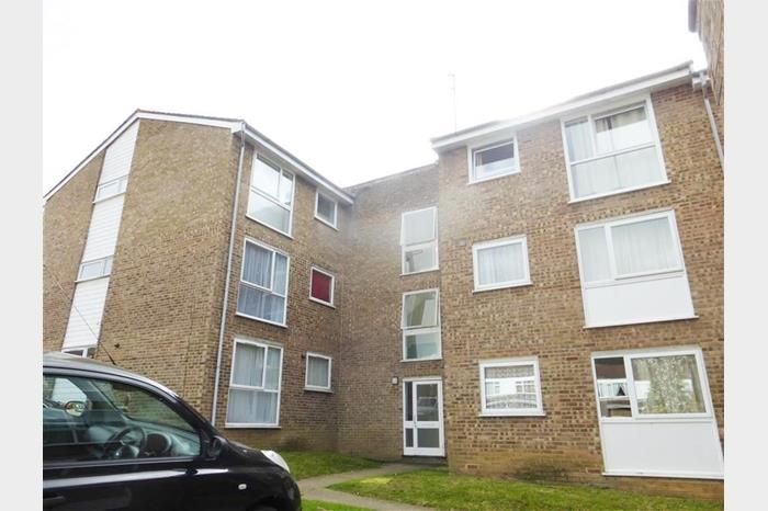 2 bed flat to rent in Tattershall Drive, Hemel Hempstead HP2 - Zoopla