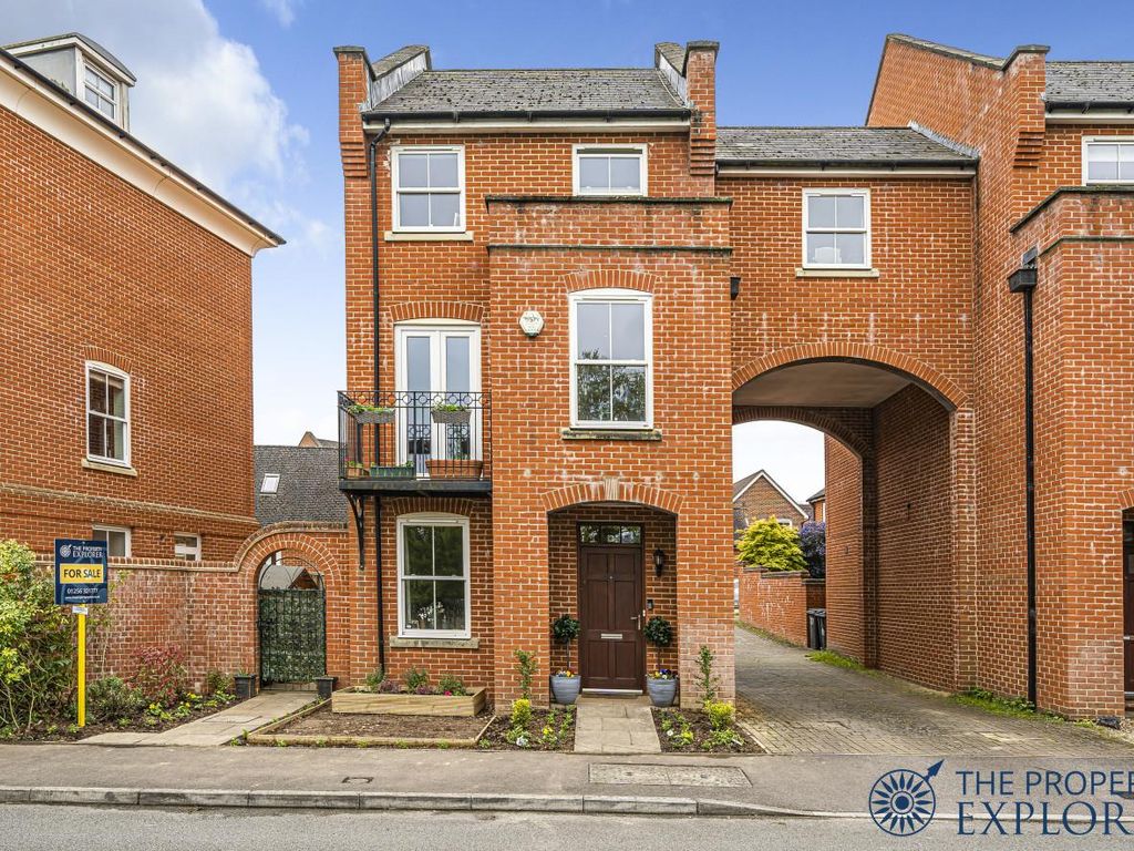 4 bed link-detached house for sale in Rockbourne Road, Sherfield-On ...