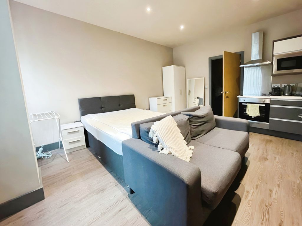 Studio to rent in Rumford Street, Liverpool L2, £750 pcm - Zoopla